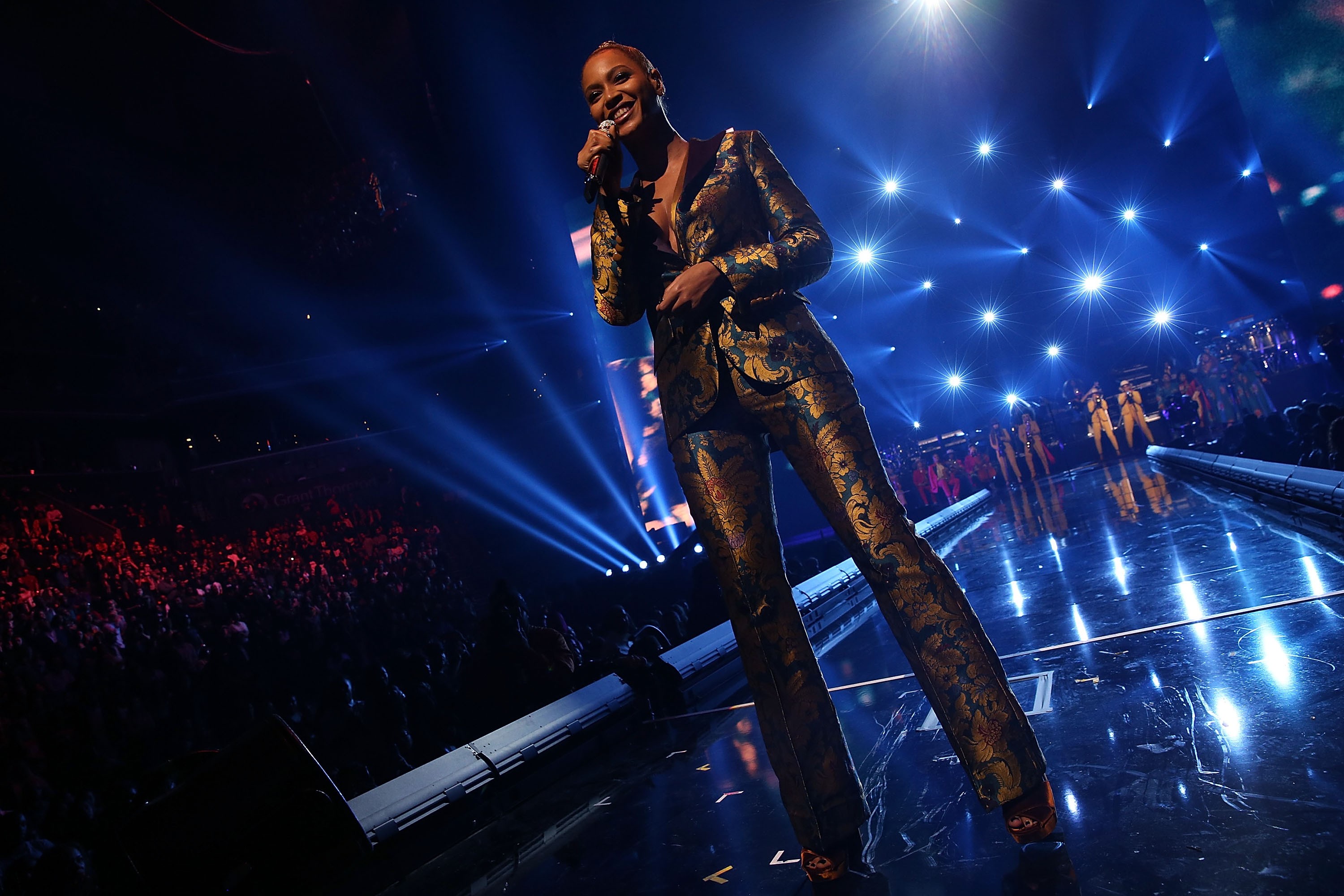 Beyonce Wears a Groovy Suit at Tidal Concert - Go Fug Yourself