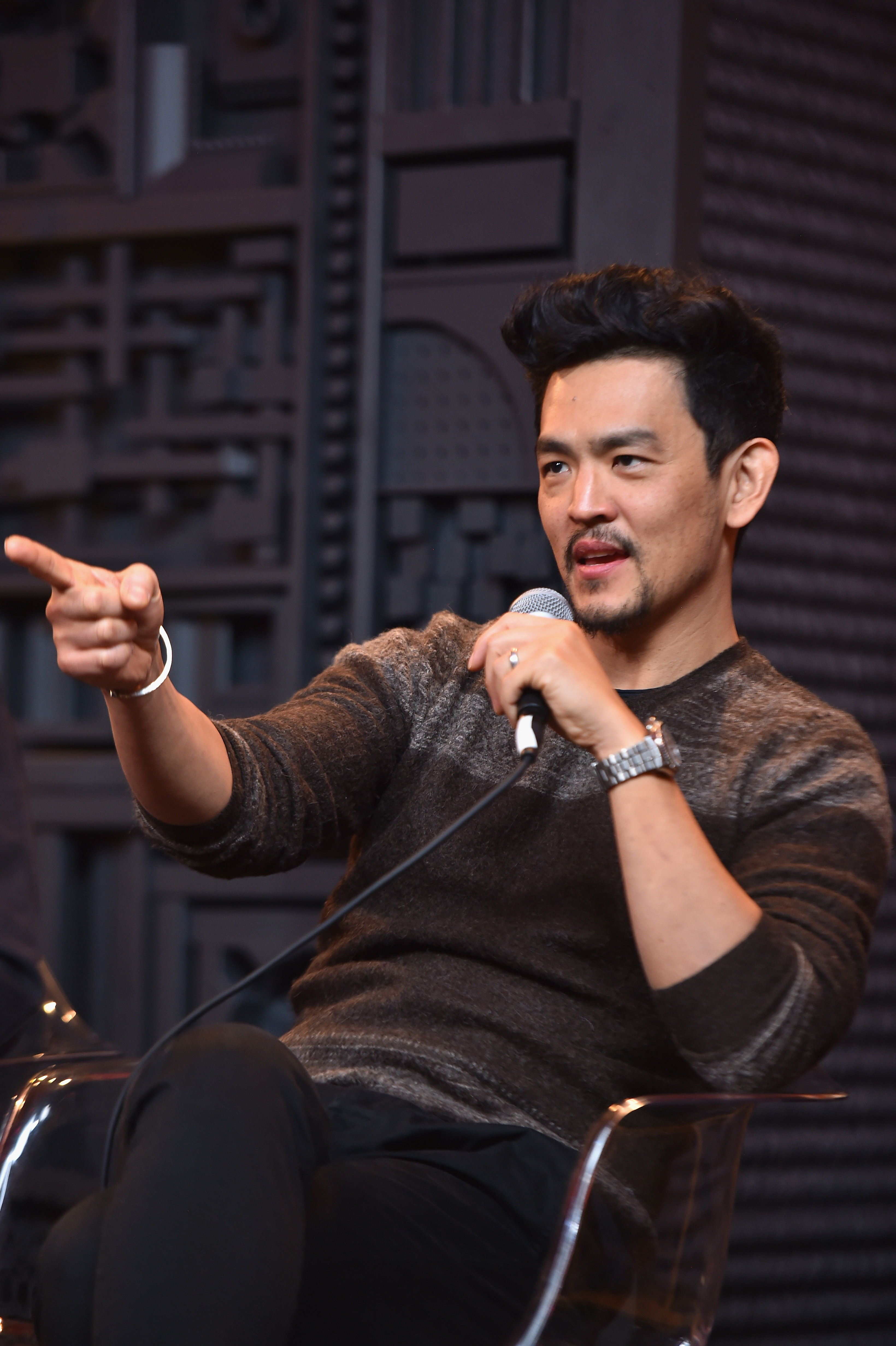 Your Afternoon Man: John Cho - Go Fug Yourself