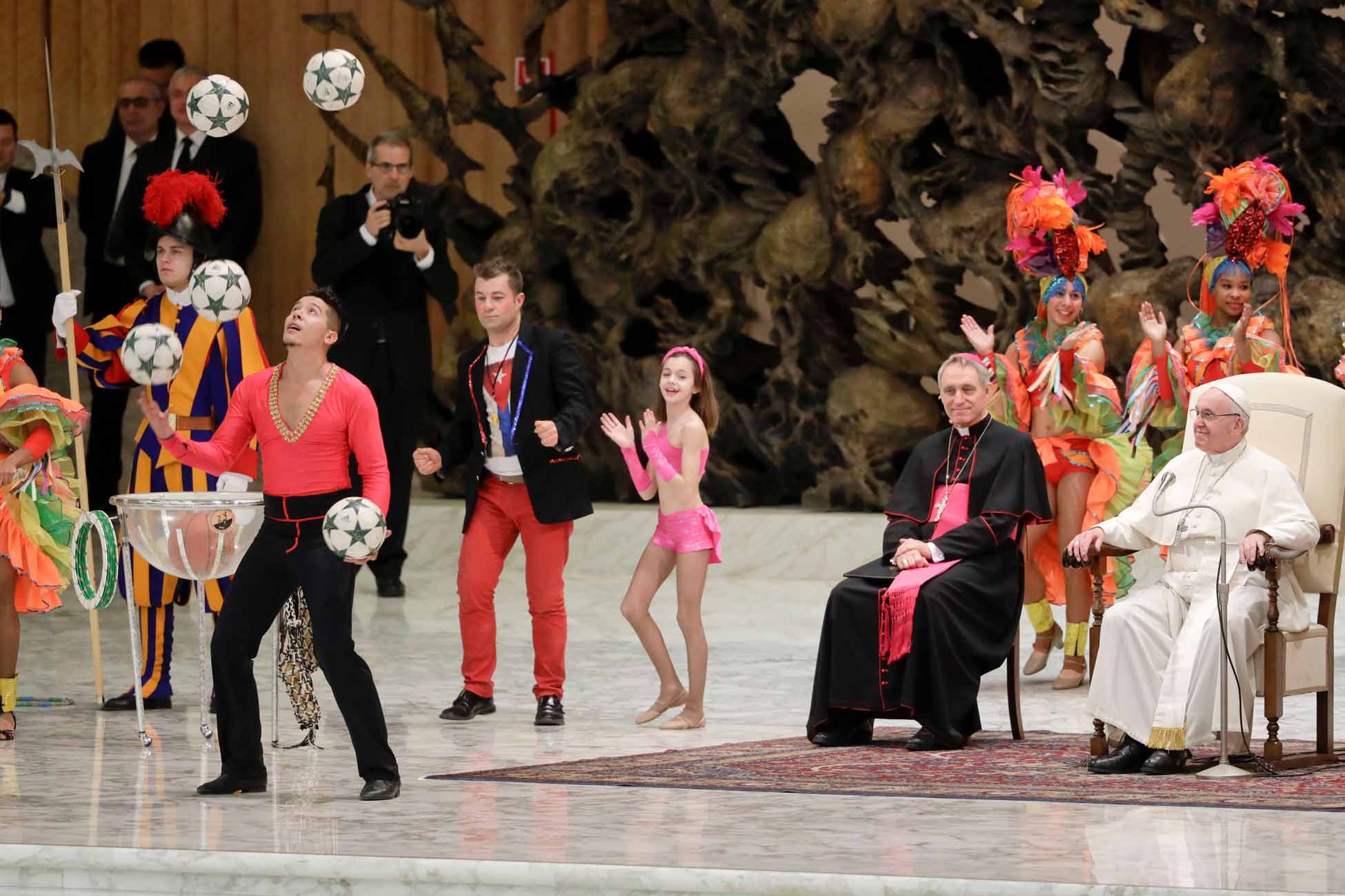 Nothing Is Happening, So Please Enjoy The Pope Twirling a Ball - Go Fug ...