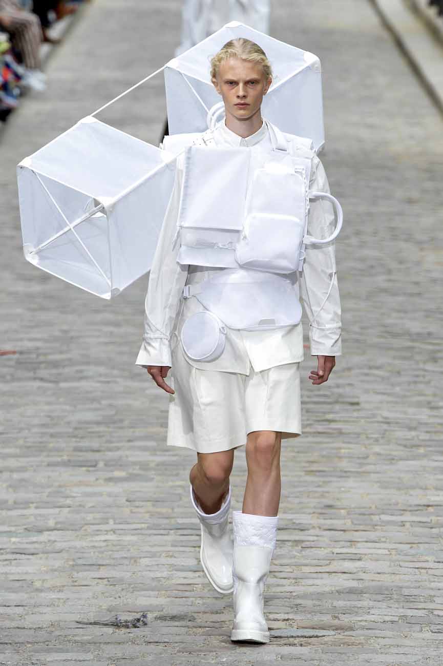 How Will LV Follow Up Those Infamous Harnesses? - Go Fug Yourself Go ...