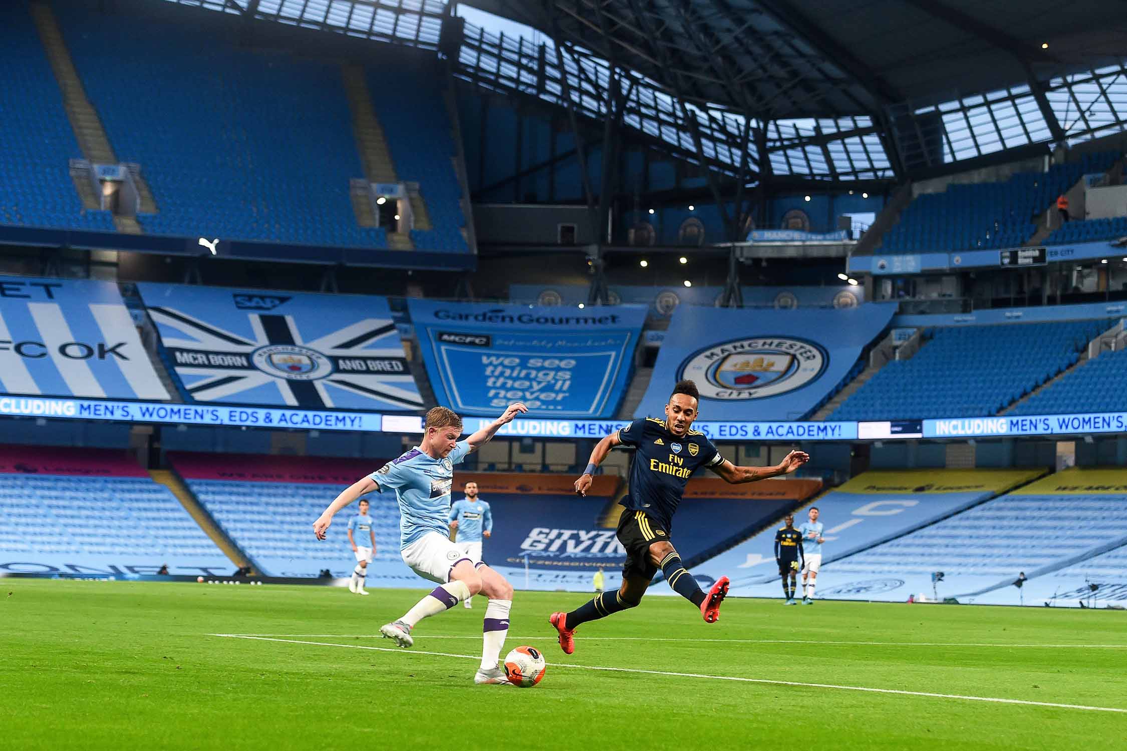 Football Is Back in England: Scenes from a Pandemic Match - Go Fug ...