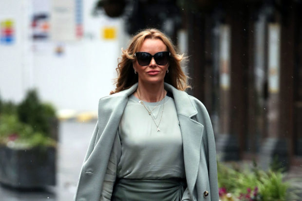 Ashley Roberts | Go Fug Yourself