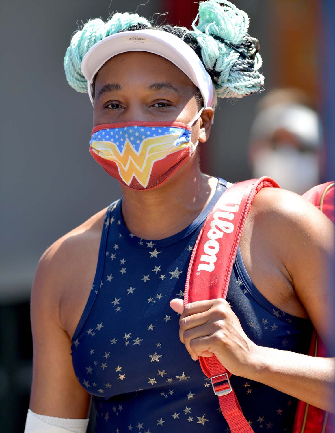 Venus Went Full Wonder Woman for a Tournament - Go Fug Yourself Go Fug ...