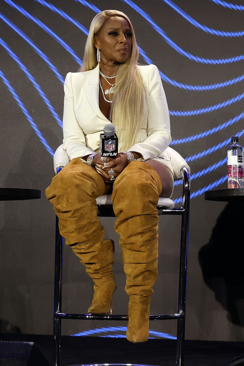 Mary J. is in Some Boots Tonight - Go Fug Yourself Go Fug Yourself