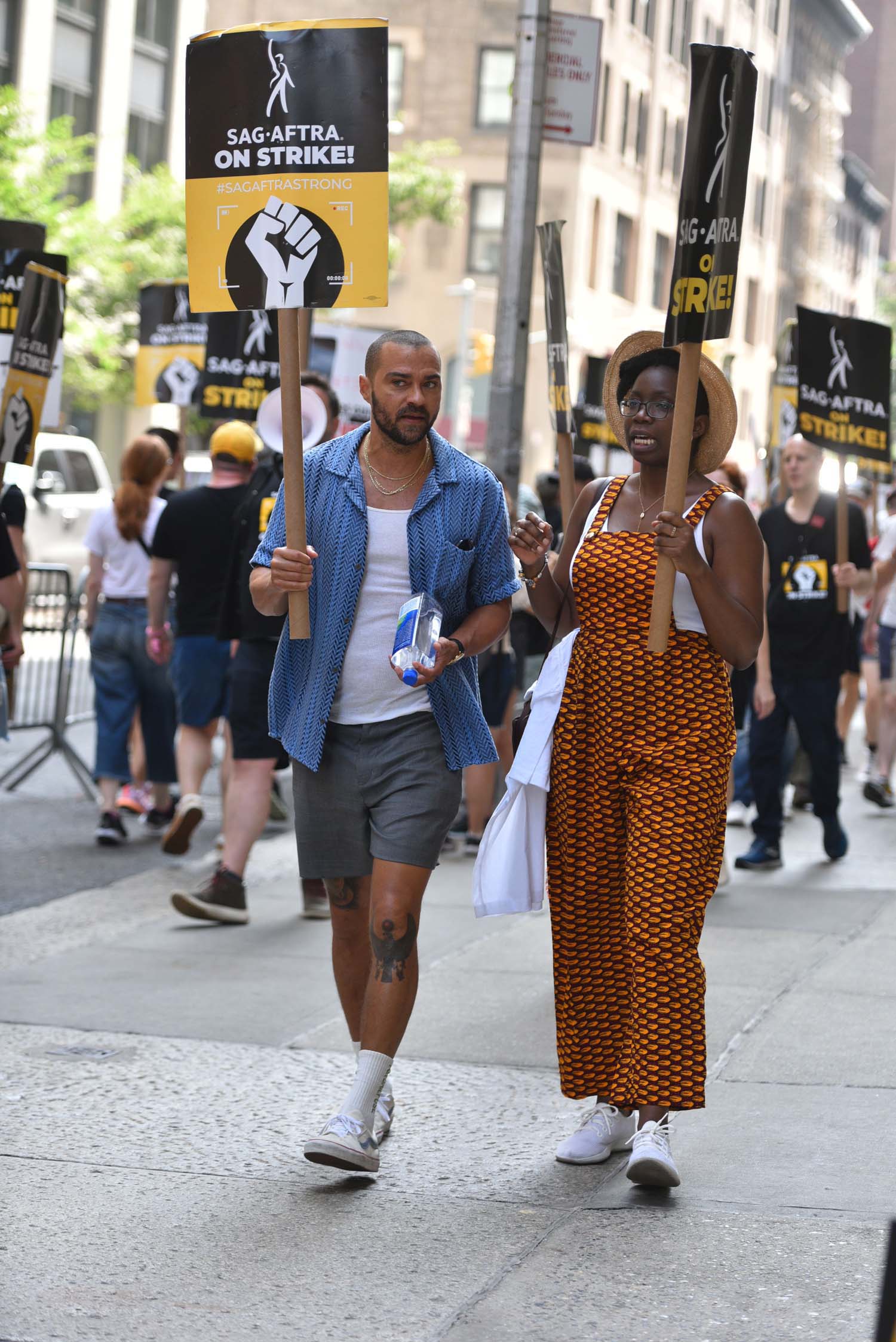 Strike Update: Patton Oswalt and Jesse Williams Hit the Picket - Go Fug ...