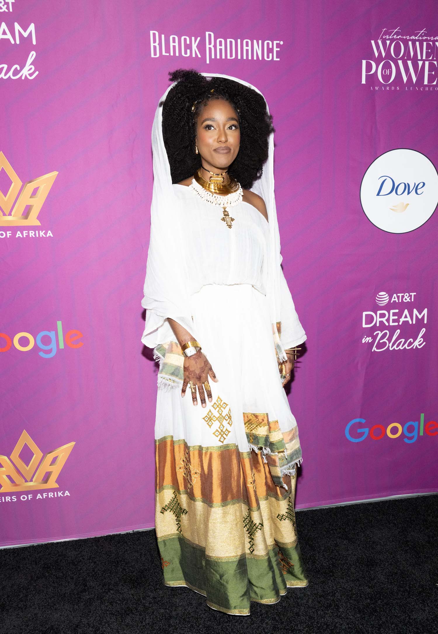 There Are Some STUNNING Patterns In This Post - Go Fug Yourself Go Fug ...