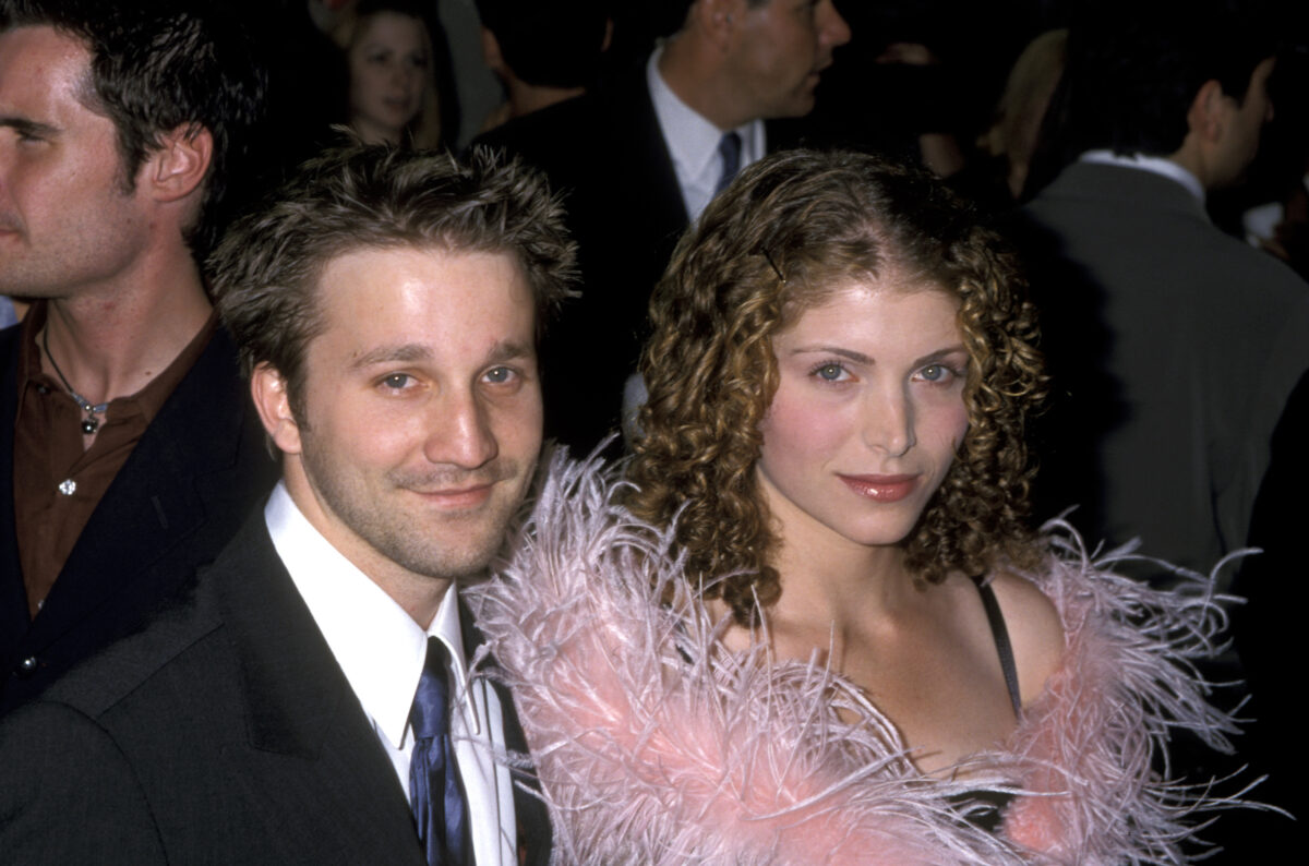 Deborah Kaplan Breckin Meyer Image Of Actor Breckin Meyer Poses With
