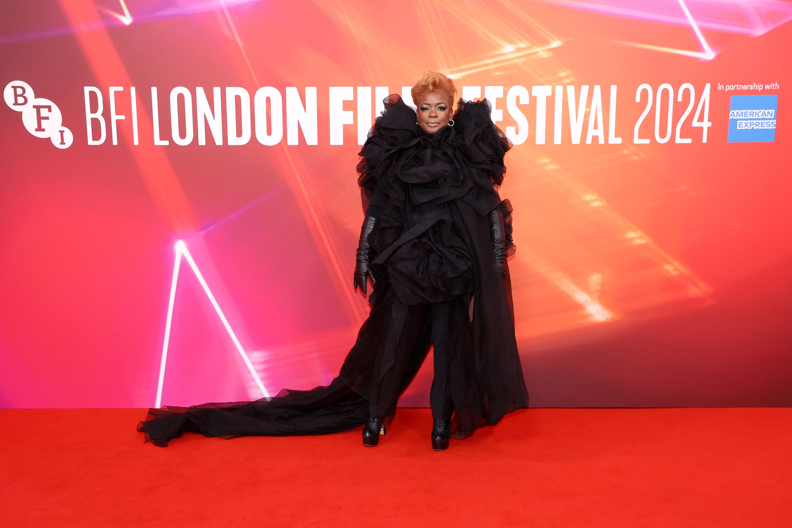 Aunjanue Ellis-Taylor Has Looked Fabulously Dramatic Lately - Go Fug ...