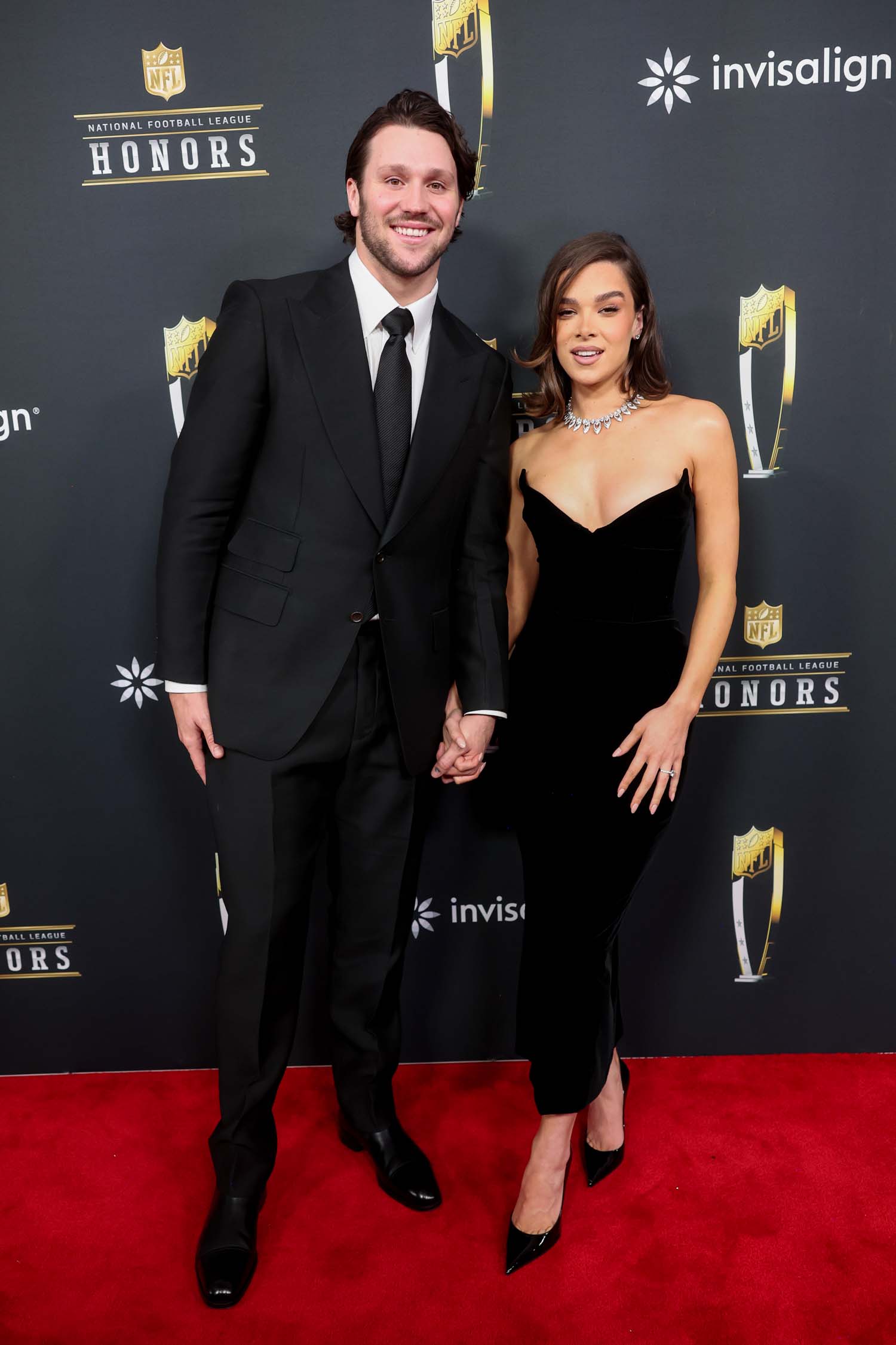 Hailee Steinfeld Got to See Her Fiance Win the NFL MVP Award - Go Fug ...